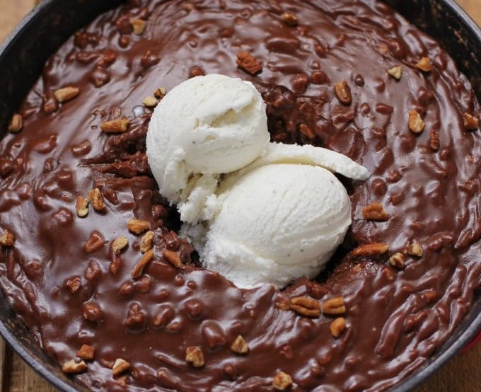 10 Ooey Gooey Chocolate Desserts - Mom Spark