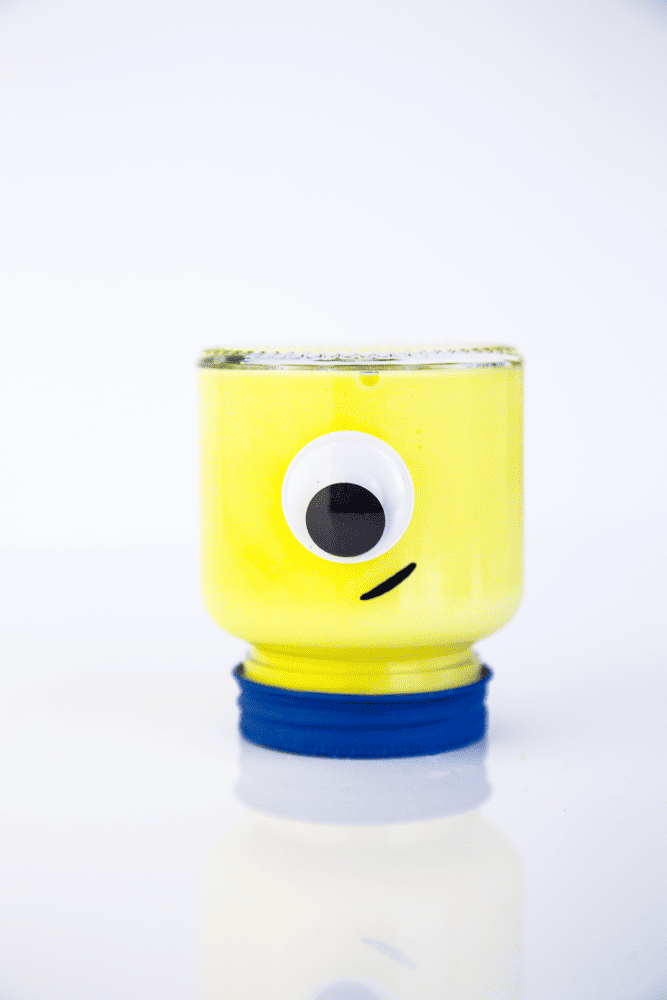 How to Make Despicable Me 3 MINIONS Borax-Free Slime - Mom Spark