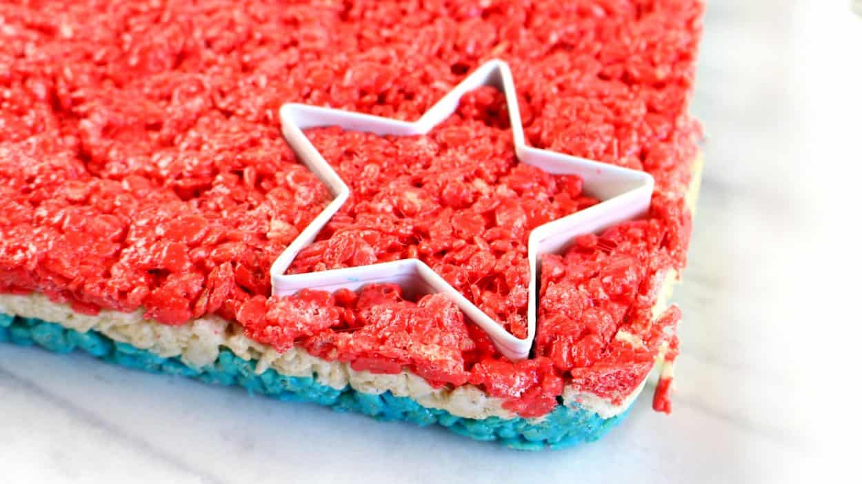 Red, White & Blue Rice Krispie Stars Recipe for July 4th | Mom Spark ...